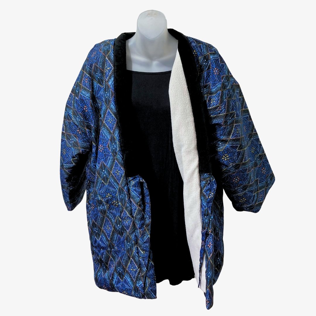 Traditional Japanese Hanten coat (unisex) - Fleece base layer with blue ...