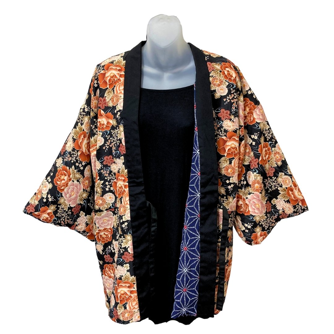 Traditional Japanese reversible Hanten coat - Floral print and blue ...