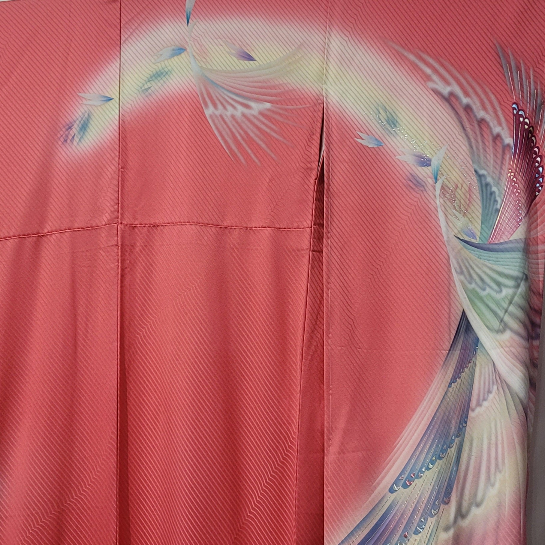 Vintage Traditional Furisode Kimono - Bright pink with feathers | Pac ...